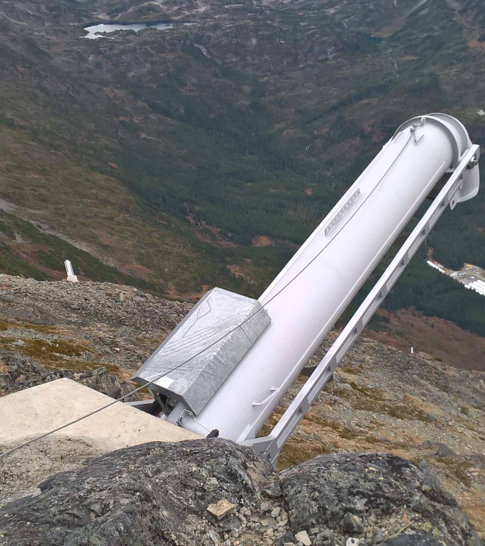 MND Safety: temporarily protect workers exposed to avalanche risk