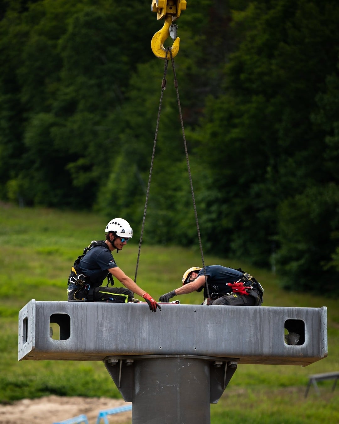 MND | ROPEWAYS • SNOW • SAFETY • LEISURE